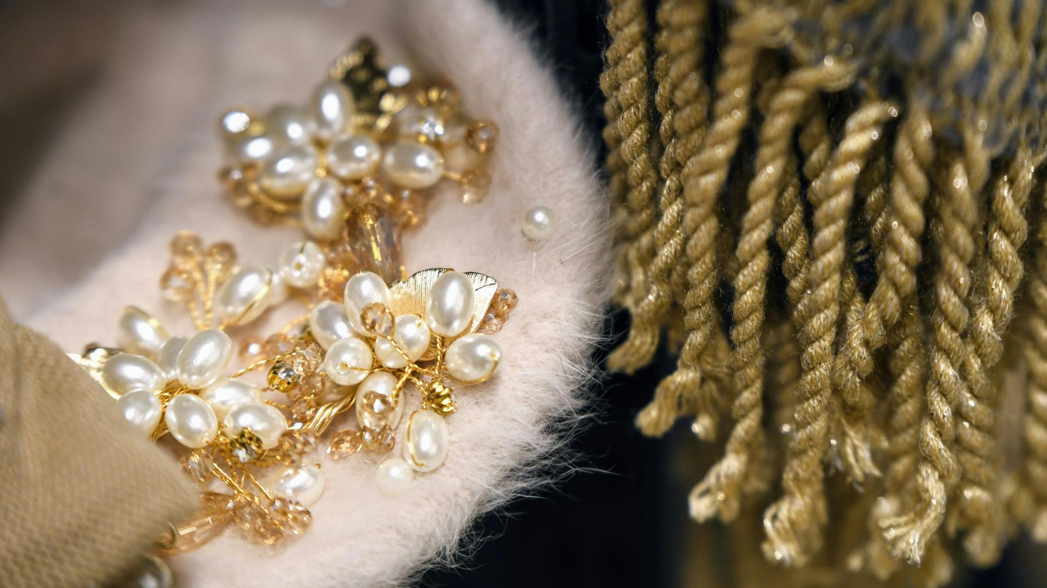 Why Pearls in Unexpected Shapes Are Captivating Designers: A Deep Dive ...